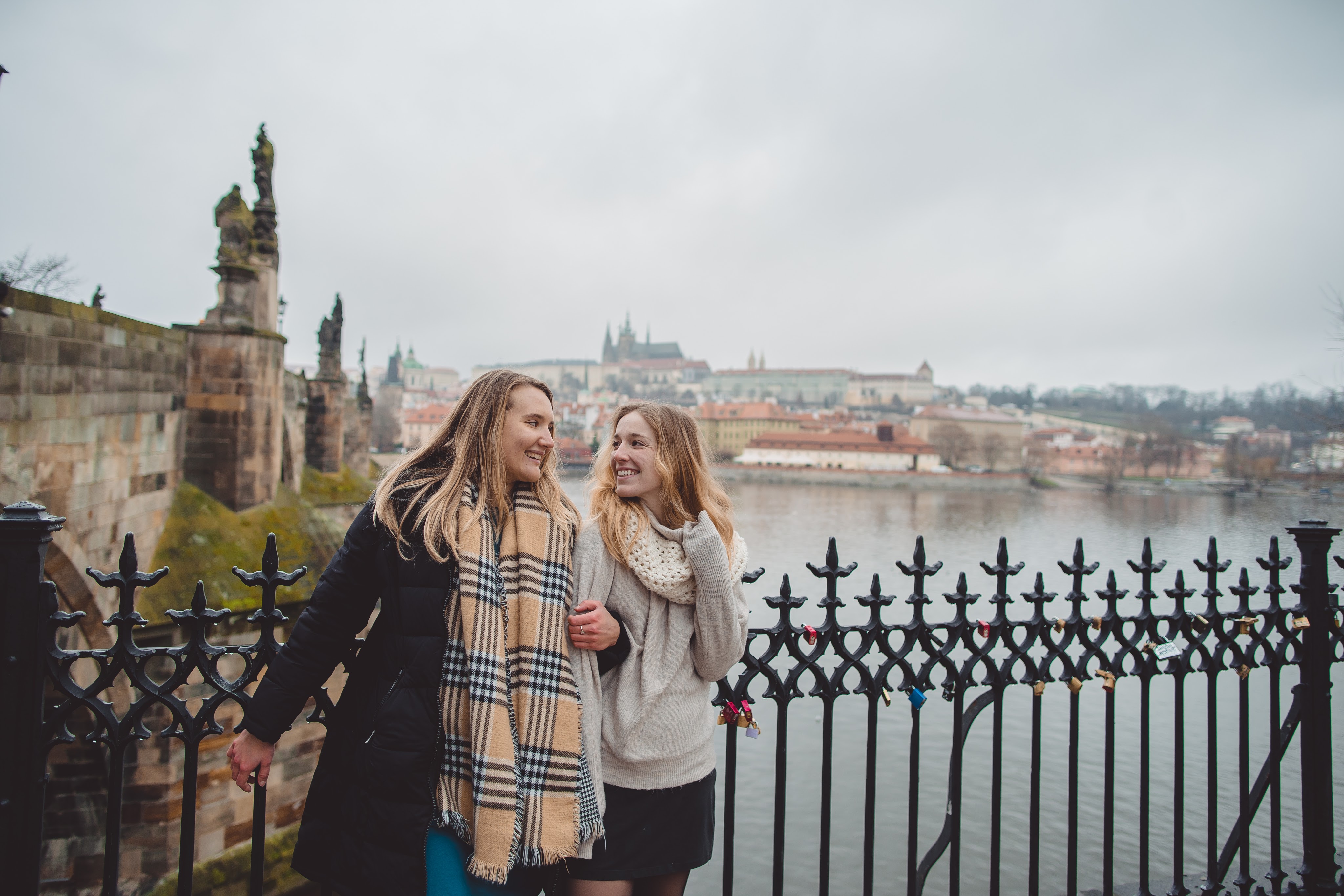 Contact – Travel Pathology